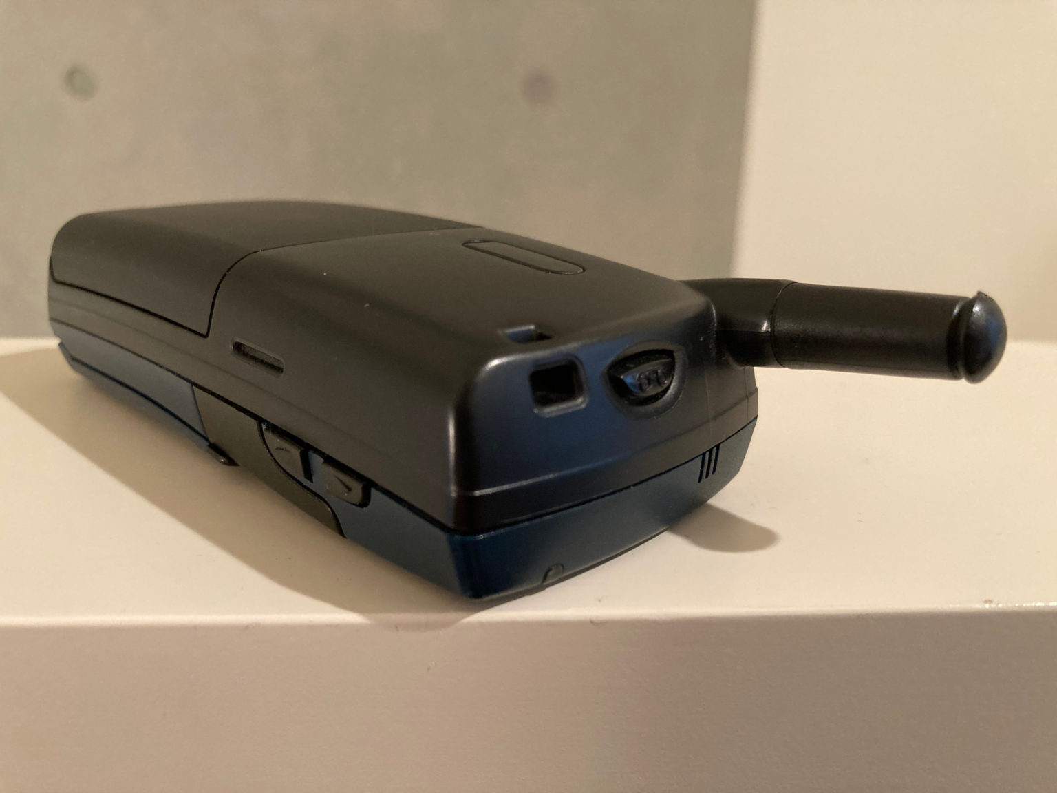 ケータイがもっとも個性的だった時代〜エリクソンER205＆ノキア7600が教えてくれること〜 - sitebg